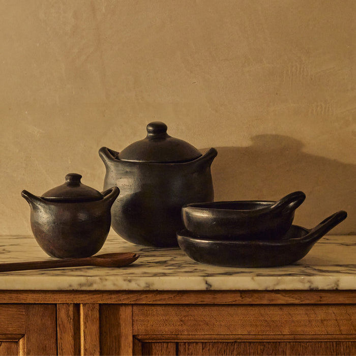 Discover The Tolima Range: Handcrafted Black Clay Pottery from La Chamba